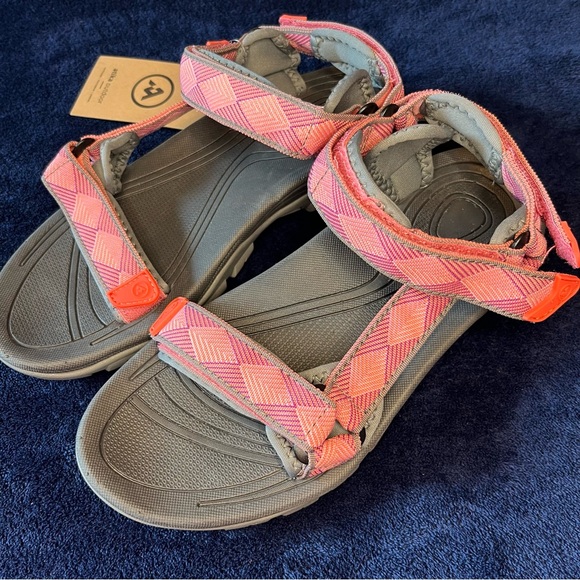 Atika | Shoes | New Atika Outdoor Flexible Pink Gray Sandals Hiking ...
